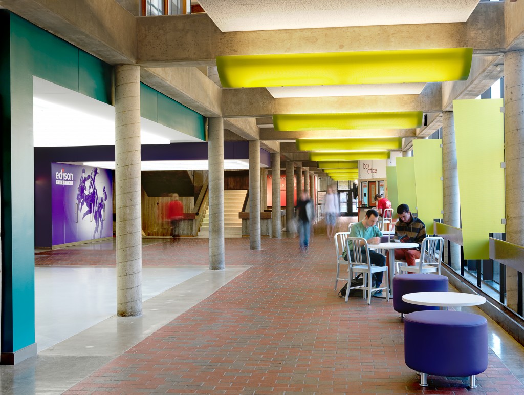 2 main Corridor - Mackey Mitchell Architects
