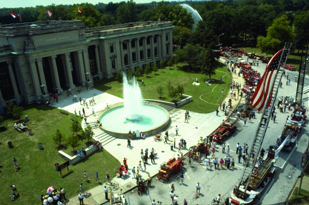 Missouri Historical Society Stupp Fountain - Mackey Mitchell Architects